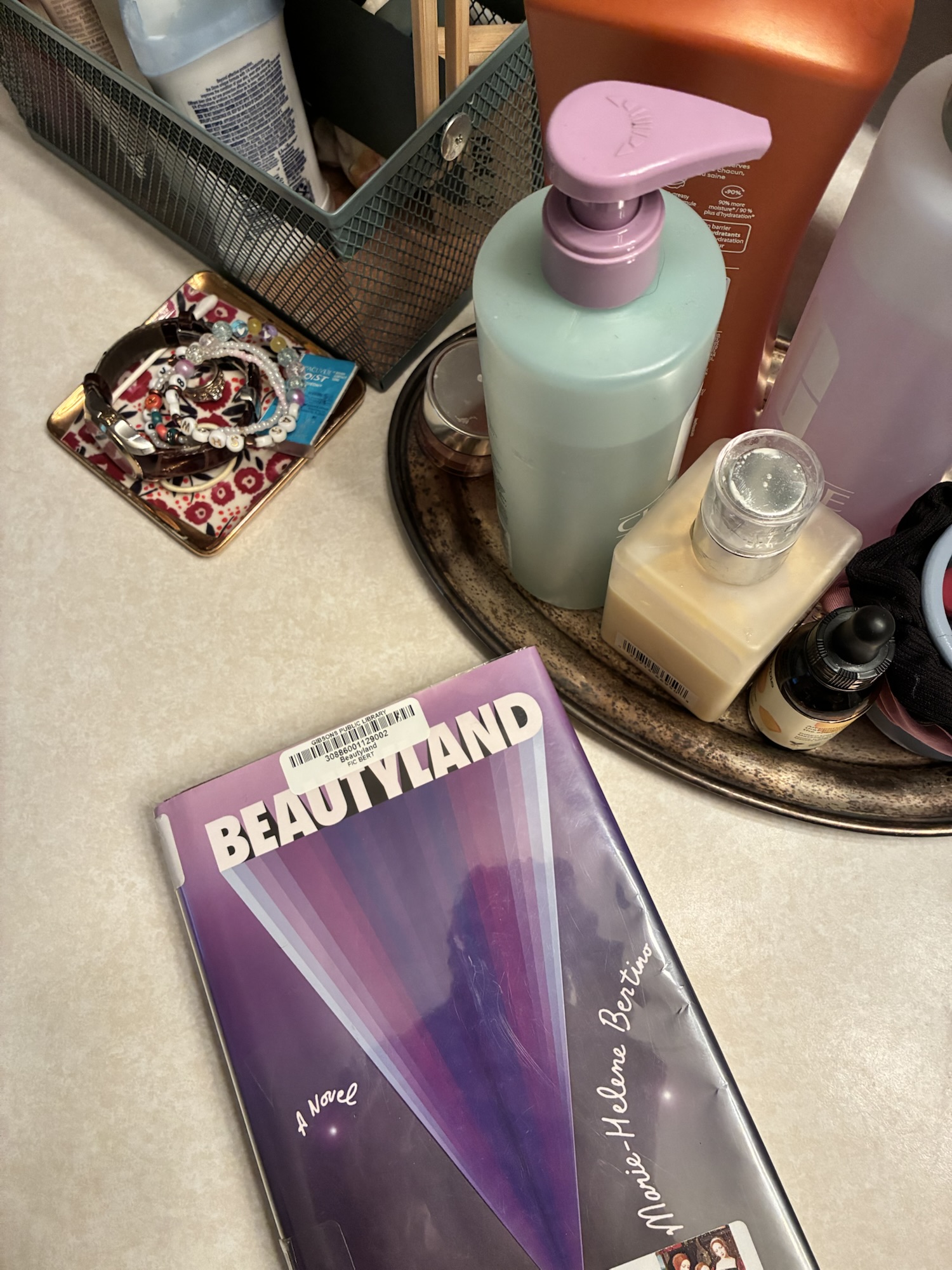 Book Review: Beautyland by Marie-Helen Bertino – Karissa Reads Books